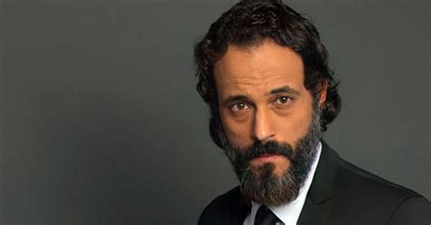 يوسف الشريف يدرس المشاركة في رمضان المقبل بمسلسل 10 حلقات Et بالعربي