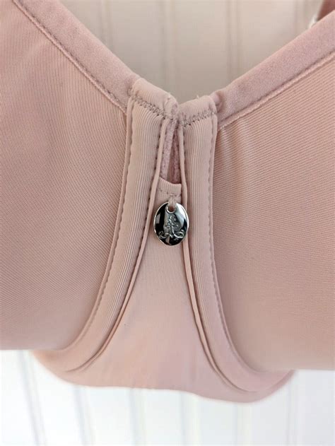 Curvy Couture 46c Tulip Smoothing Plus Size Push Up T Shirt Bra
