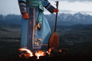 Morin Khuur A Guide To Mongolian Horsehead Fiddle Instrument Go