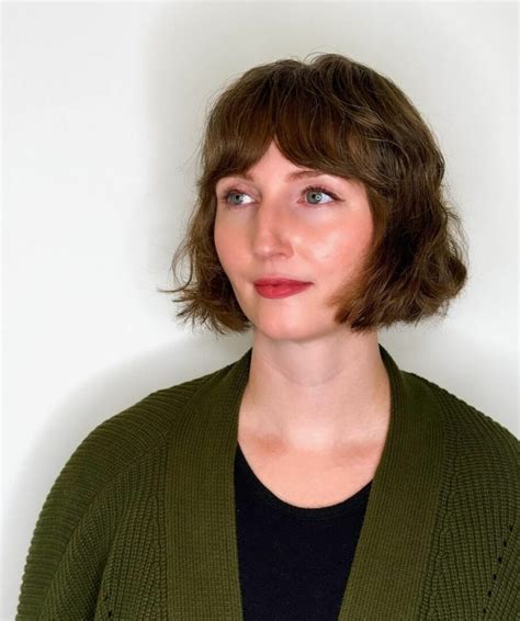 10 Modern Shaggy Hairstyles For Women Over 50