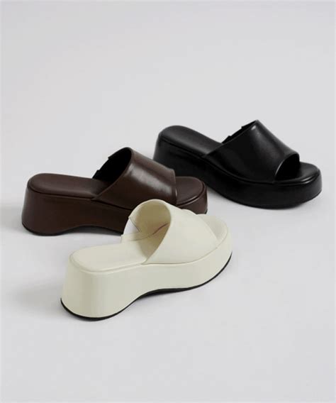 [24ss 6 5cm 키높이통굽] 데일리포인트템 사무실 미용실 학교 샵 슬리퍼 최고 파푸아 스트랩 웨지 뮬 슬리퍼 Mlltr2g119 에이블리