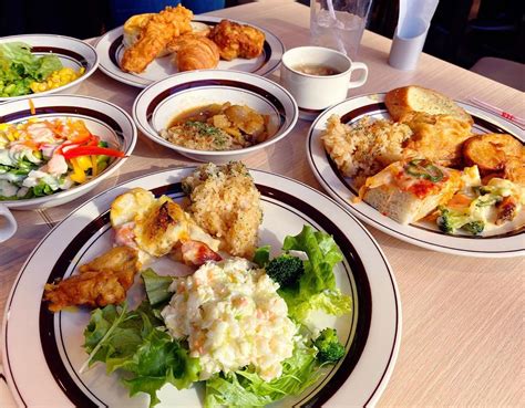 Kfc Launches All You Can Eat Buffet With 50 Items Including Fried