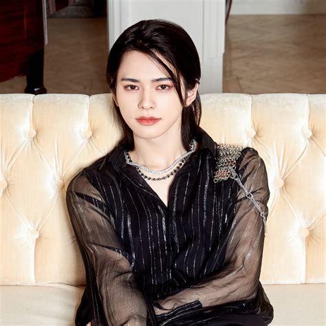 Ini アイエヌアイ Awakening Concept Teasers Artist Photos Kpopping