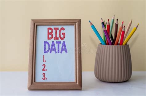 Conceptual Display Big Data Business Concept Sets That So Complex That Traditional Software
