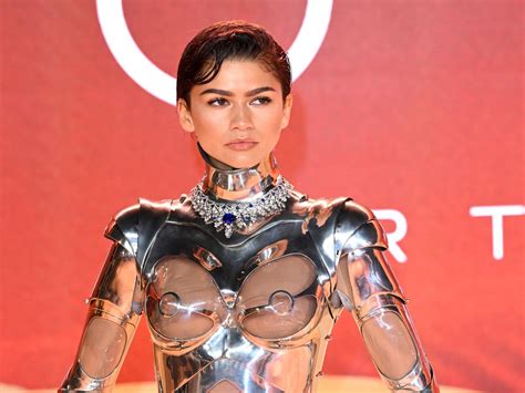 Zendaya Steals The Show At Dune 2 Premiere In Vintage Mugler Robot Suit The Independent