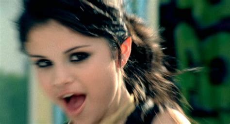 Itunes Downloads Selena Gomez Tell Me Something I Dont Know Itunes