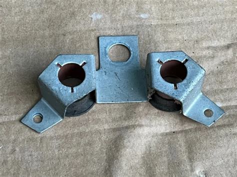 Mgb Gt And Roadster Indicator Warning Light Bracket Ahh6275 1962 1974 And Mgc Used £1599 Picclick Uk