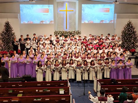 워싱턴교협 21회 성탄축하음악예배 최선을 다해 주님께 찬양하라 Manna 24