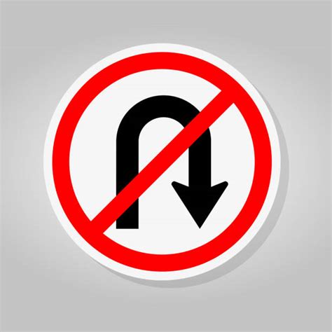 Prohibido Girar En U Banco De Fotos E Imágenes De Stock Istock