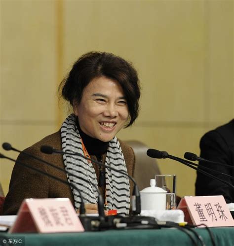 董明珠再放豪言：未來2年投資這2大行業！ 你就是下一個千萬富翁 每日頭條