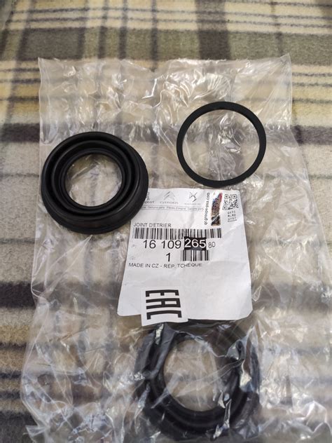 1610926580 Пыльник направляющей Peugeot Citroen | Запчасти на DRIVE2