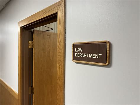 Seven Hills Voters Opt To Keep Law Director An Elected Position