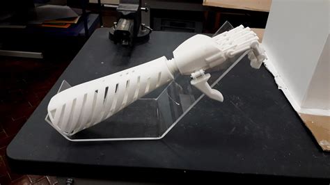 Lorenzo Spreaficos 3d Printed Prosthetic Gives Tactile Feedback At Low Cost