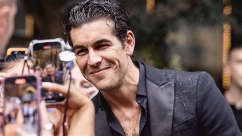 Las Lujosas Vacaciones De Mario Casas Con Sus Guapos Hermanos Mdz Online