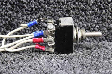 Ms35059 21 Alternate 8820k16 Cutler Hammer Toggle Switch Assembly