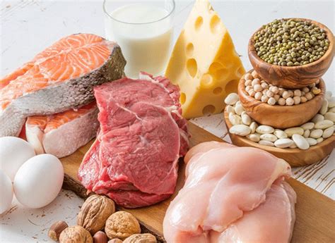 برای عضله سازی چه بخوریم بایدها و نبایدهای تغذیه‌ای برای عضله سازی