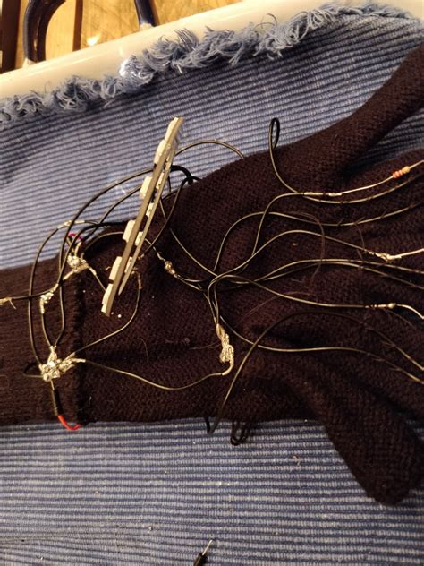 Wizard Glove An Arduino Controlled Controller Glove 4 Steps With