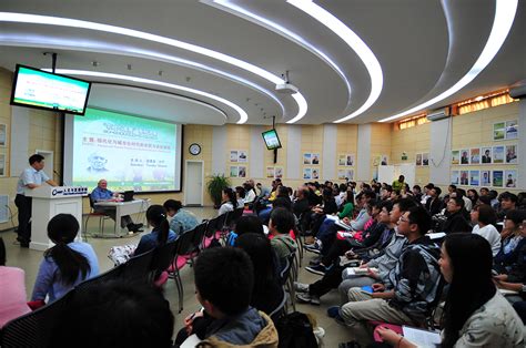 中国农业大学人发学院 学术动态 世界最著名农村社会学家做客农政与发展讲坛 为110周年校庆奉献学术盛宴