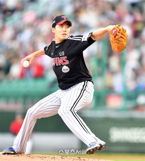 포토 ‘ssg 선발 임찬규