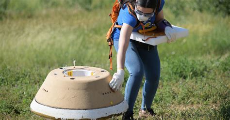 Йому 4 5 млрд років у Nasa розкрили вміст контейнера з космосу Техно Bigmir Net