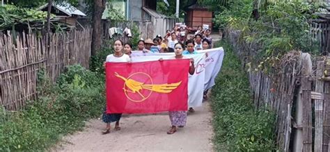 ယင်းမာပင်မြို့နယ်တွင် သံအမတ်ကြီးဦးကျော်မိုးထွန်းကို ထောက်ခံကြောင်း ဆန္ဒထုတ်ဖော် Khit Thit Media