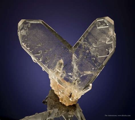 Japan Law Twinned Quartz Irocks Fine Minerals