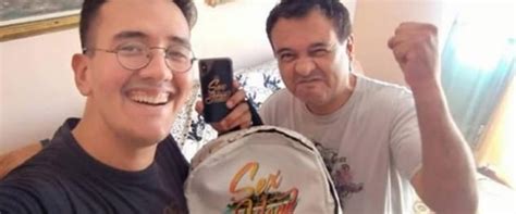 Joven Virgen De A Os Gan Viaje Con Todos Los Gastos Pagos A Fiesta Sexual En El Caribe