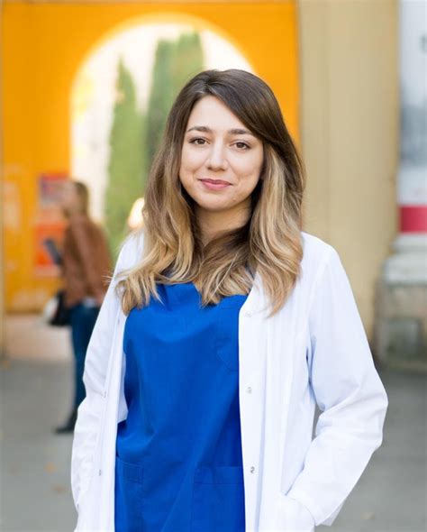 Д р Мария Танева Офталмолог Очен лекар Казанлък Супердок