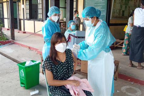 မလှိုင်မြို့နယ်၌ ကိုဗစ် ၁၉ ရောဂါ ကာကွယ်ဆေးများ ဆက်လက် ထိုးနှံပေး