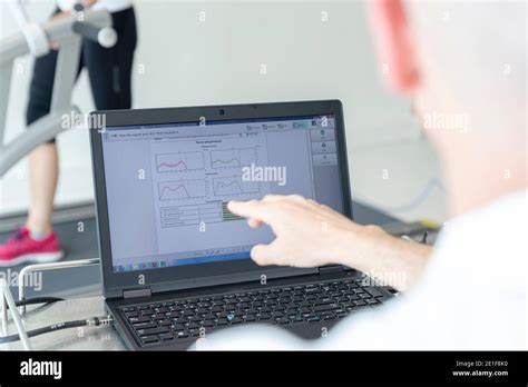 Stress Test Treadmill Hi Res Stock Photography And Images Alamy