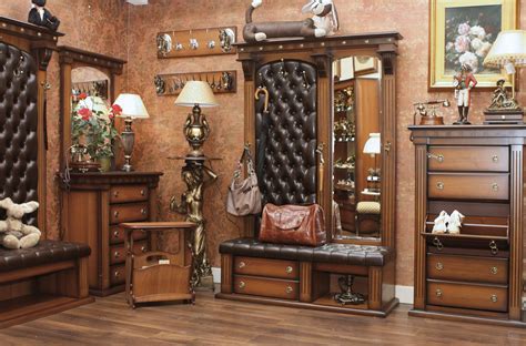 Прихожая из дерева в современном стиле - 80 фото