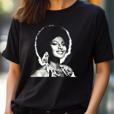 Pam Grier Blaxploitation Movement Essentials Png Blaxploi Inspire