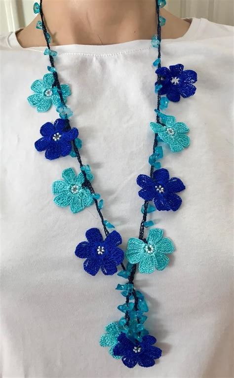 30 Ideas De Collares Crochet Collares Crochet Collar De Ganchillo Collares Tejidos A Crochet