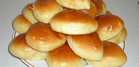 Бабуся поділилась рецептом своїх нереально смачних пиріжків Тісто «ЯК ПУХ — Де є все