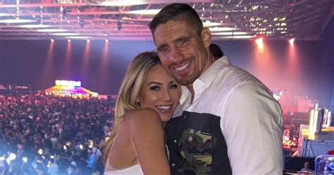 Rico Verhoeven Geeft Vriendin Naomy Van Beem Dikke Auto Cadeau