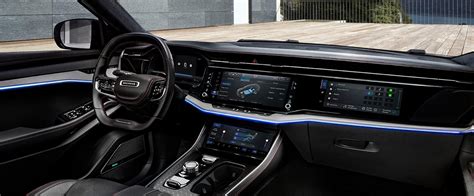 Nuevo Interior Del Jeep Wagoneer Jeep Wagoneer S Is A Large Premium