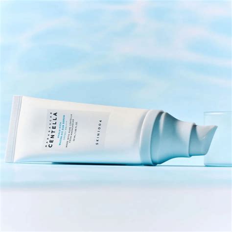 محلي سكين 1004 هايلو سيكا سيروم واقي الشمس ووتر فيت Spf50 بخلاصة