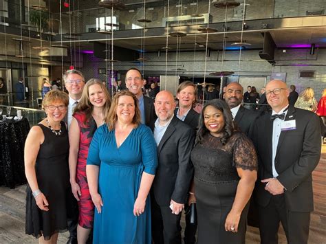 Mfgwomen Scott Collick