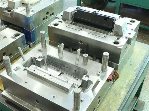 Micro Injection Molding Processes Benefits And Applications