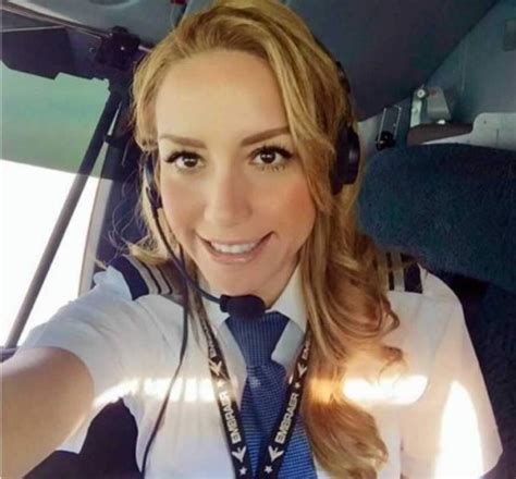 En Fotos Así Es La Bella Piloto Del Jet Privado De Cristiano Ronaldo
