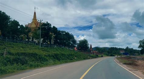 វត្តសាលាម្នាង ស្ថិតក្នុងភូមិសាលាម្នាង ឃុំបឹងព្រាវ ស្រុកស្រែអំបិល