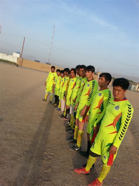 زما گلاب گلاب اروزگان په مینه وویاست دوستانو صفت الله صابري Facebook