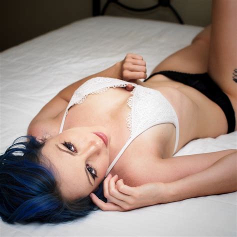 posições sexuais para sexo virtual que você vai querer experimentar SkyPrivate