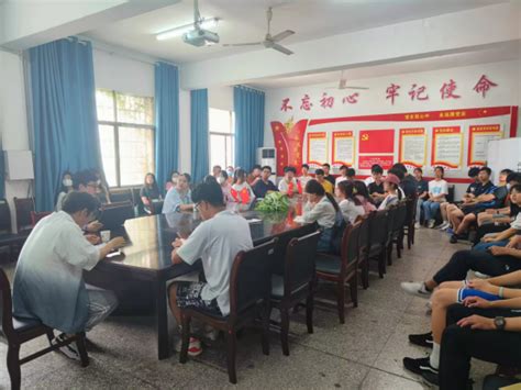 【就业创业】材环学院邀请优秀校友开展就业指导讲座 材料与环境工程学院