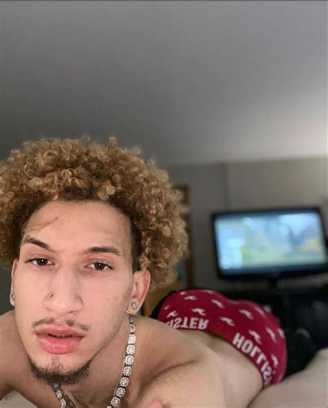 Pin By Neal On Hot Men Bodies I Want You Hot Men Bodies Male Body