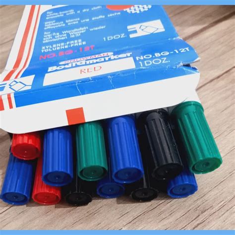 کمدا قیمت و خرید ماژیک غیر وایت برد رنگ مطابق تصویر