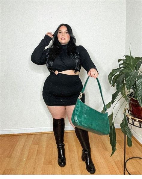 Pin Di Mpeach 🍑 Su Chubby Oufit