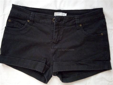 Къси дънкови гащи M L Къс панталон Дамско Облекло София Къси