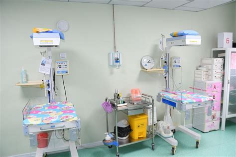 Дархан Уул аймагт 5 7 хоногтой нярай хүүхдээ гадаа орхисон байжээ