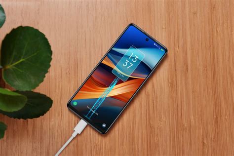 TCL SE Review What Gadget